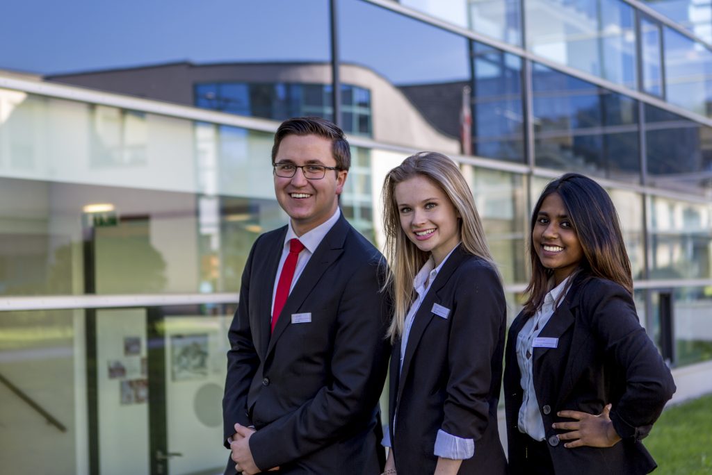 Home - Klessheim - Tourismusschulen Salzburg